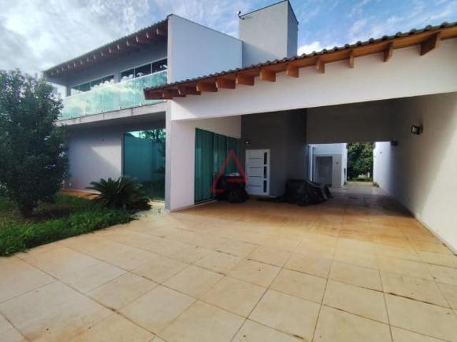 Casa com 4 quartos 4 suítes à Venda, 400m² por R$1.700.000,00, Tucanos, Londrina PR