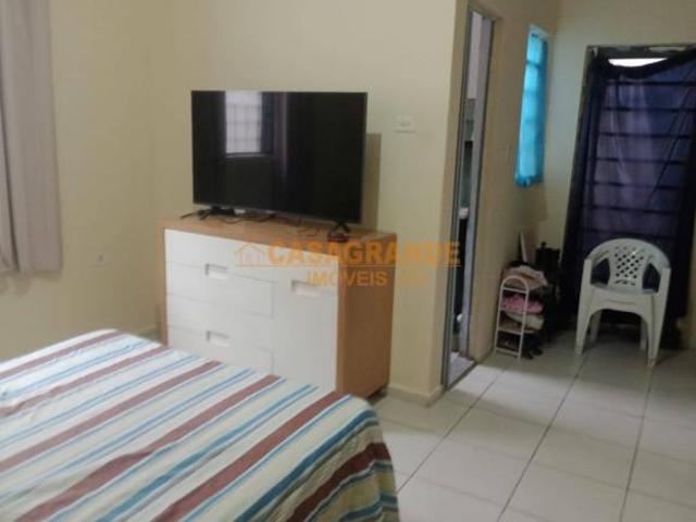 Casa com 4 quartos com 120 metros quadrados no Residencial Dom Bosco