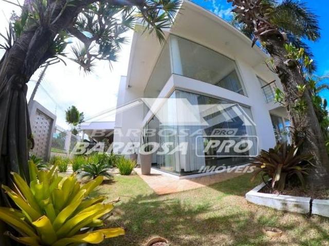 Casa com 4 quartos com 4 suites á venda no Residencial Paraiso