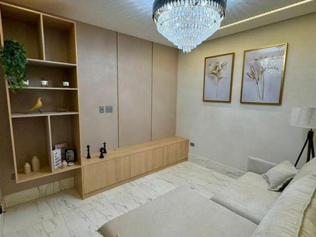 Casa com 4 quartos, Caiçara, Praia Grande R$ 1.73 mi