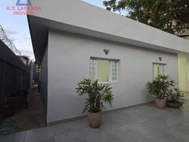 Casa com 4 quartos Cândida Câmara