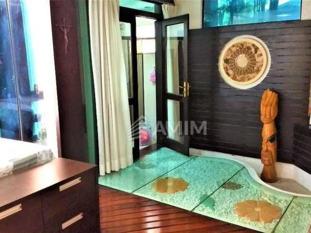 Casa com 4 Quartos à Venda, 400 m² por R$ 1.500.000 Itaipu Niterói/RJ