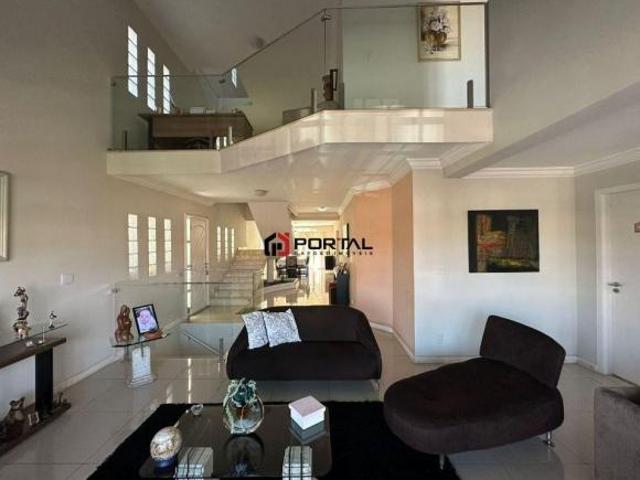 Casa com 4 quartos à venda, 400 m² por R$ 2.000.000 Granja Viana Cotia/SP