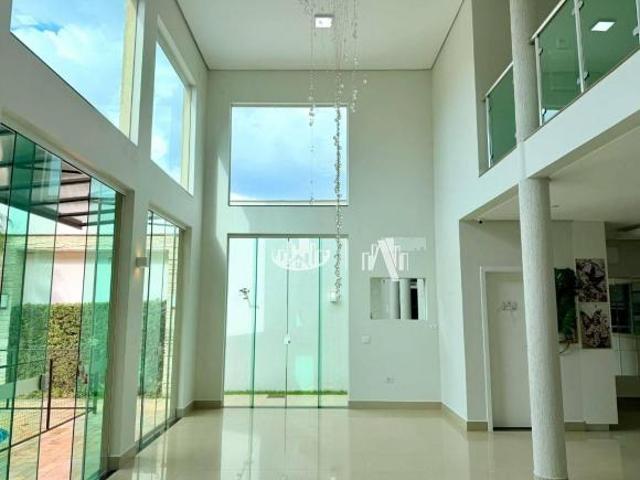 Casa com 4 quartos à venda, 400 m² por R$ 2.500.000 Tucano Londrina/PR