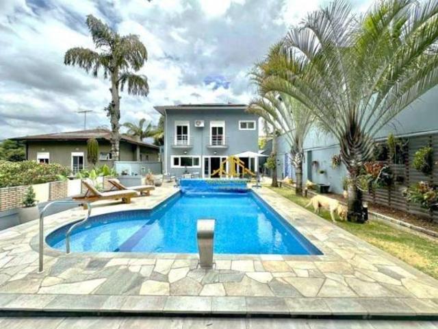 Casa com 4 quartos à venda, 404 m² por R$ 2.650.000 Jardim do Golf I Jandira/SP
