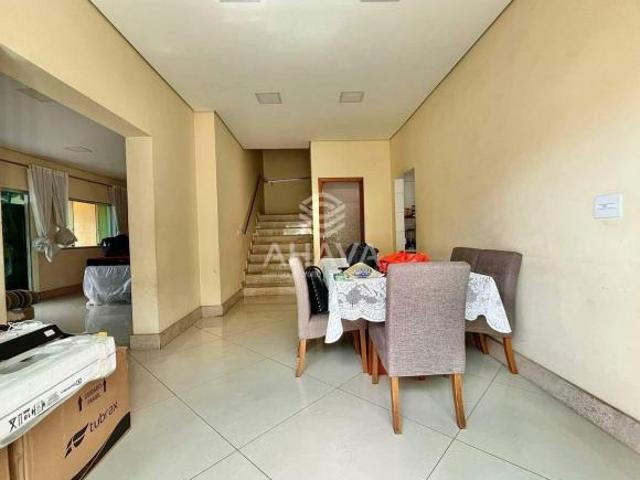 Casa com 4 Quartos à Venda 420m² Rio Branco Próximo à Avenida Augusto dos Anjos