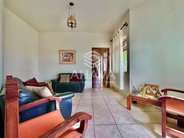 Casa com 4 Quartos à Venda 435m² Dona Clara Próximo à Avenida Sebastião de Brito