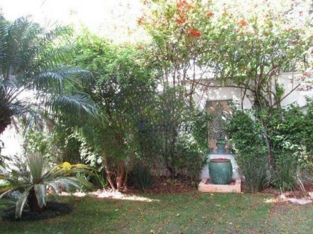 Casa com 4 quartos à venda, 460 m² por R$ 8.500.000 Alto de Pinheiros São Paulo/SP