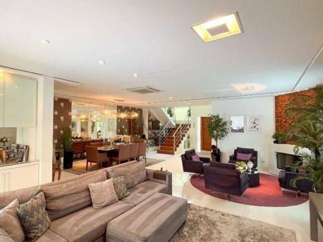 Casa com 4 quartos à venda, 510 m² por R$ 4.800.000 Alphaville 04 Santana de Parnaíba/SP