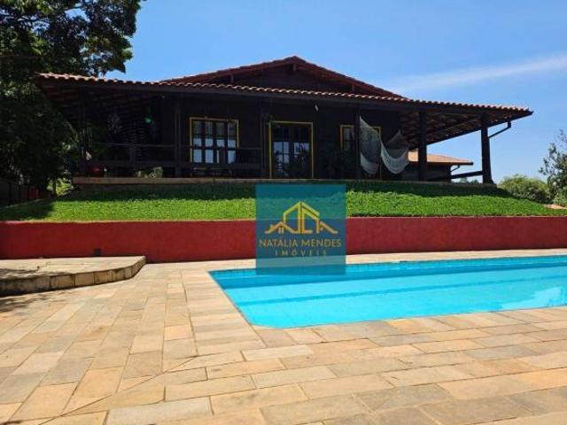 Casa com 4 quartos à venda, 517 m² por R$ 1.600.000 Granja Viana – Residencial Euroville Carapic