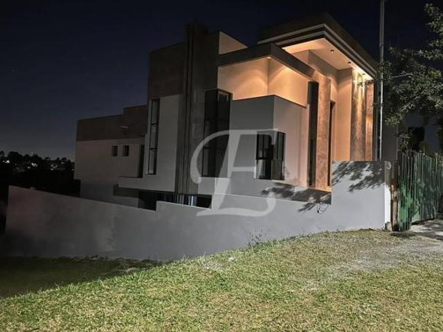 Casa com 4 quartos à venda, 530 m² por R$ 4.000.000 Reserva Santa Maria Jandira/SP