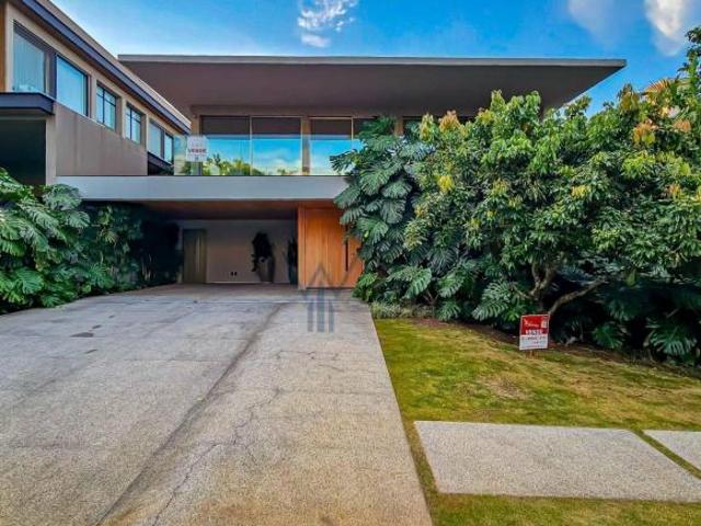 Casa com 4 quartos à venda, 582 m² por R$ 11.000.000 Barueri/SP