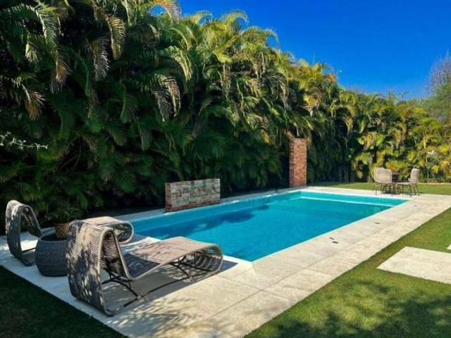 Casa com 4 quartos à venda, 594 m² Condomínio Lago Azul II Clube Residencial &amp  Golfe Araçoi