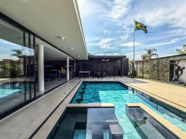 Casa com 4 quartos à venda, 650 m² Condomínio Saint Charbel Araçoiaba da Serra/SP