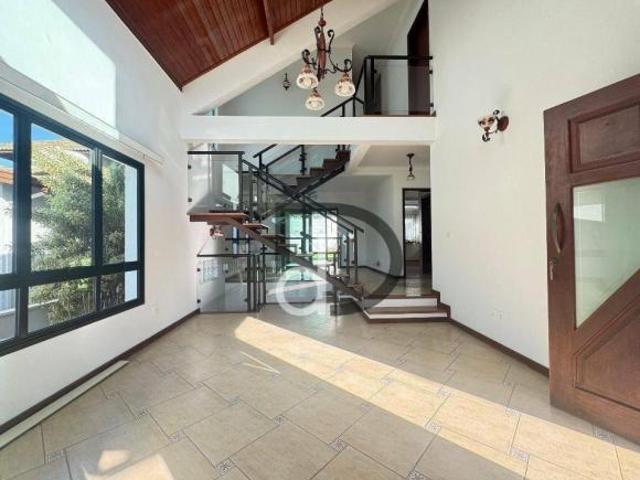 Casa com 4 quartos à venda, 210 m² por R$ 1.680.000 Condomínio Recanto dos Paturis Vinhedo/SP