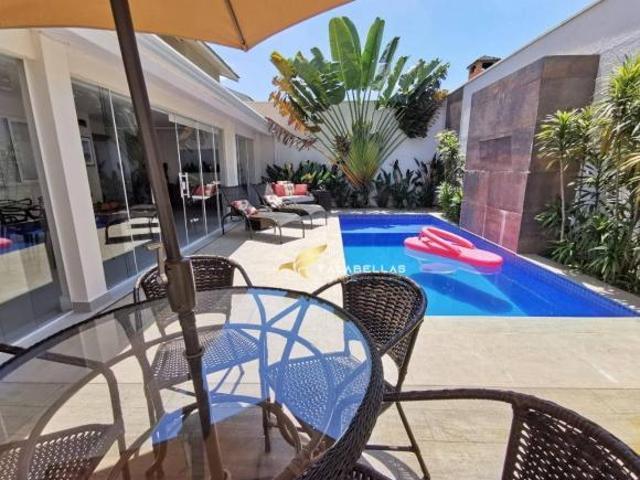 Casa com 4 quartos à venda, 220 m² por R$ 1.800.000 Medeiros Jundiaí/SP
