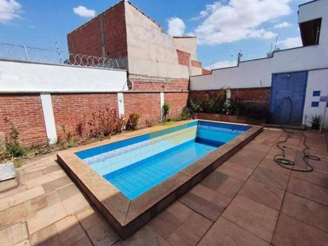 Casa com 4 quartos à venda, 240 m² por R$ 680.000 Centro Rio Claro/SP