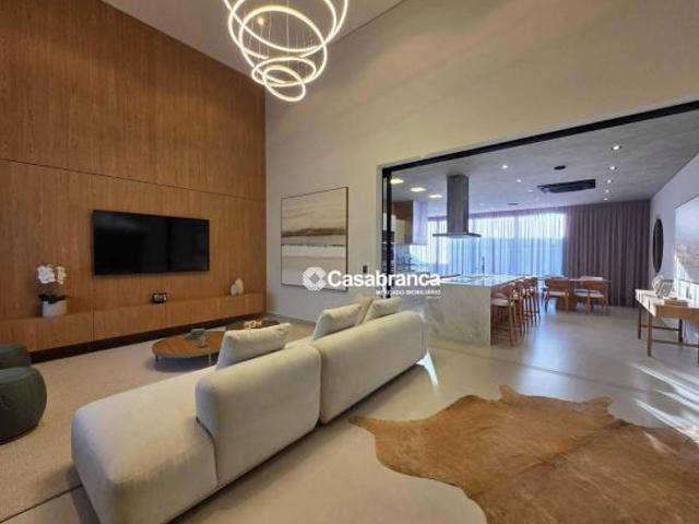 Casa com 4 quartos à venda, 250 m² por R$ 3.290.000 Alphaville Nova Esplanada Votorantim/SP