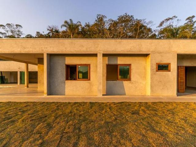 Casa com 4 Quartos à venda, 250m² Itapema Guararema/SP