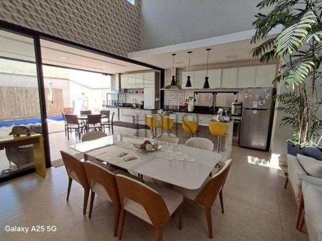 Casa com 4 quartos à venda, 260 m² Alphaville Nova Esplanada Votorantim/SP