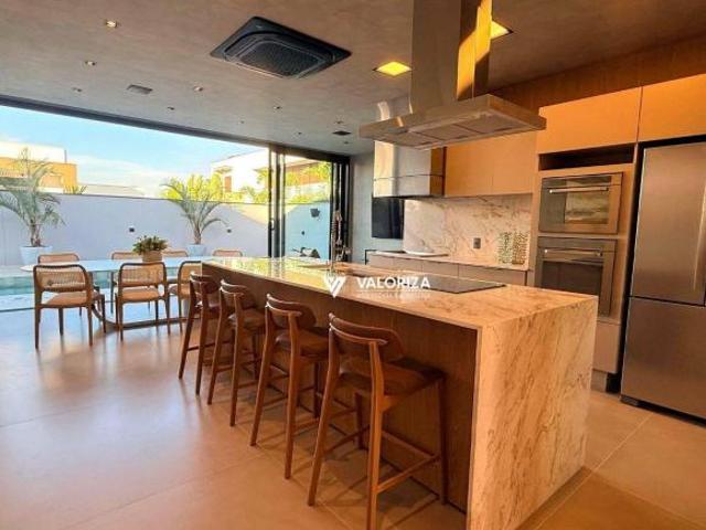 Casa com 4 quartos à venda, 265 m² por R$ 3.290.000 Alphaville Nova Esplanada Votorantim/SP