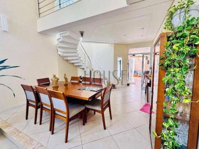 Casa com 4 quartos à venda, 266 m² Condomínio Villa dos Inglezes Sorocaba/SP