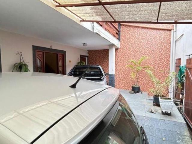 Casa com 4 quartos à venda, 284 m² por R$ 550.000 Parque Guarua Juiz de Fora/MG