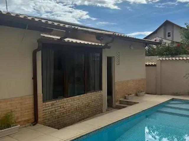 Casa com 4 quartos à venda, 310 m² por R$ 990.000 Itaipu Niterói/RJ