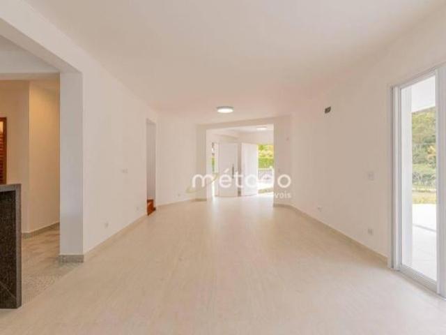 Casa com 4 quartos à venda, 310 m² por R$ 2.580.000 Condomínio Residencial Alpes de Guararema Gu