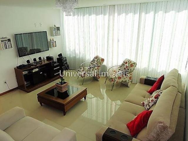 Casa com 4 quartos à venda, 320 m² por R$ 1.499.000 São Lucas Juiz de Fora/MG
