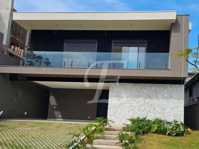 Casa com 4 quartos à venda, 334 m² por R$ 4.500.000 Tamboré Santana de Parnaíba/SP