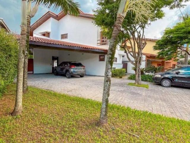 Casa com 4 quartos à venda, 345 m² por R$ 2.390.000 Santana de Parnaíba/SP
