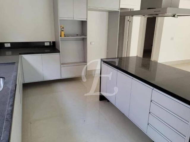 Casa com 4 quartos à venda, 384 m² por R$ 3.000.000 Reserva Santa Maria Jandira/SP