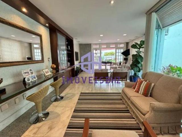 Casa com 4 Quartos à venda, 393m² Castelo