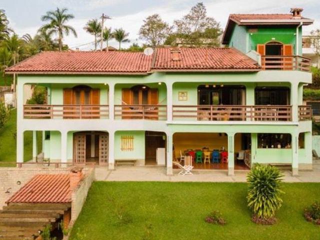 Casa com 4 quartos à venda, 398 m² por R$ 2.340.000 Condomínio Residencial Alpes de Guararema