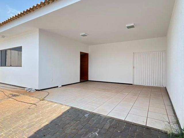 Casa com 4 quartos à venda, bairro Jardim Karaíba Uberlândia/MG