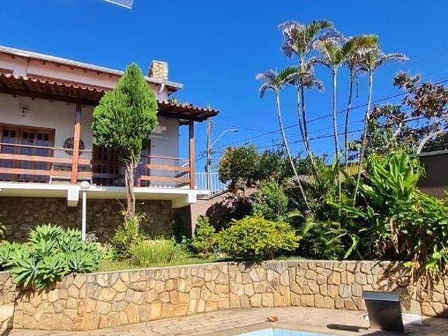 Casa com 4 quartos à venda em Varginha, no bairro Parque Boa Vista