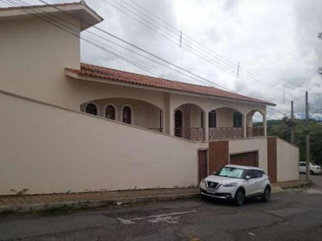 Casa com 4 quartos à venda em Varginha, no bairro Parque Boa Vista