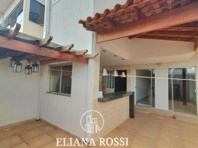 Casa com 4 quartos à venda em Varginha, no bairro Vila Paiva