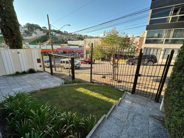 Casa com 4 quartos à venda em Varginha, no bairro Vila Pinto