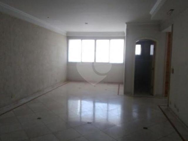 Casa com 4 quartos à venda em Vila maria alta SP