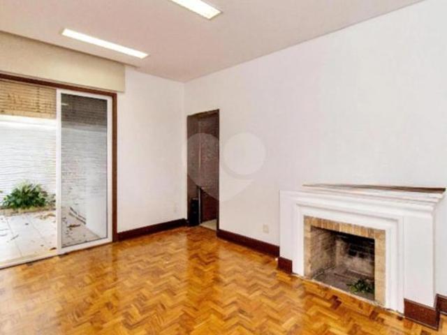 Casa com 4 quartos à venda em Vila mariana SP