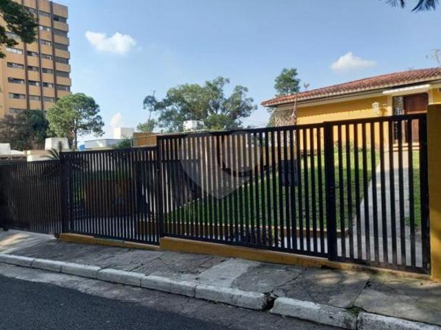 Casa com 4 quartos à venda em Vila albertina SP