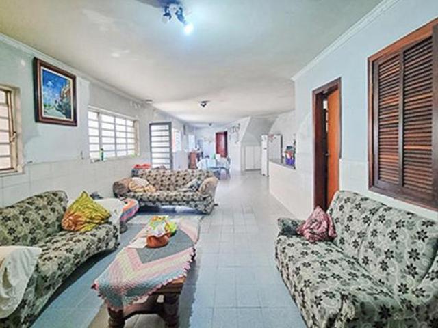 Casa com 4 quartos à venda em Vila brasilina SP