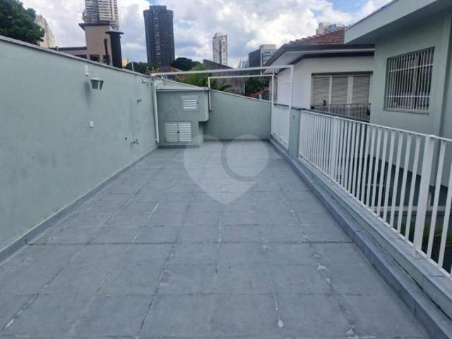 Casa com 4 quartos à venda em Vila Cordeiro SP