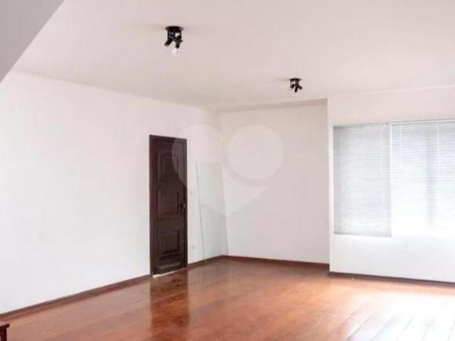 Casa com 4 quartos à venda em Vila Gumercindo SP