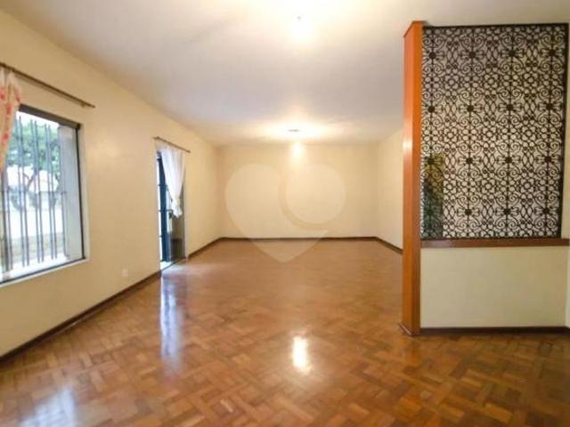 Casa com 4 quartos à venda em Aclimação SP