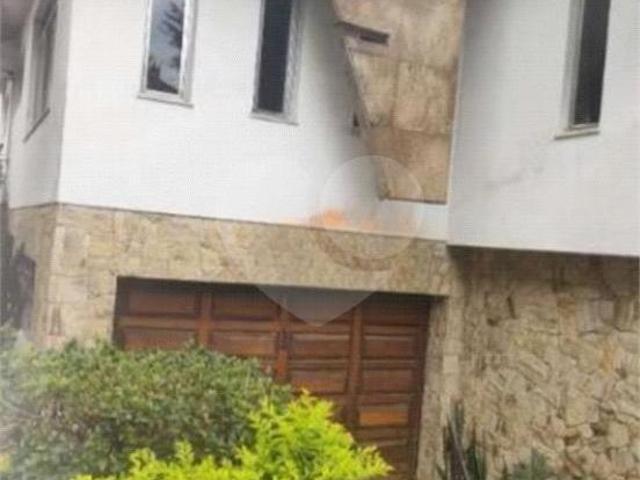Casa com 4 quartos à venda em Água fria SP
