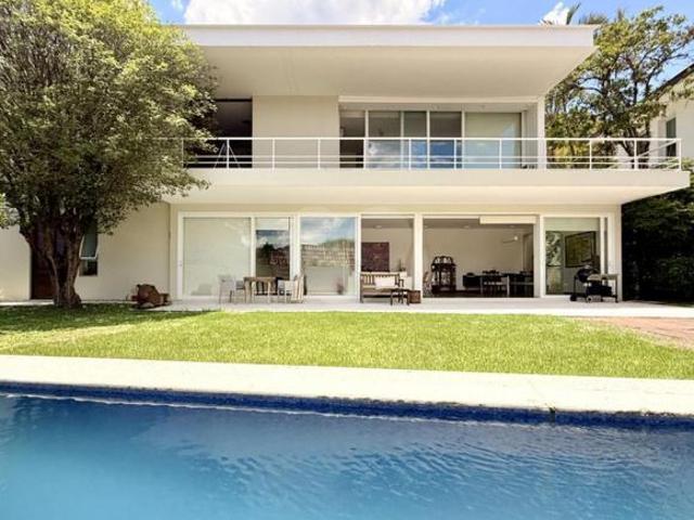 Casa com 4 quartos à venda em Alto de pinheiros SP