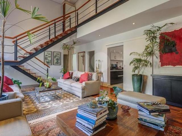 Casa com 4 quartos à venda em Alto de pinheiros SP